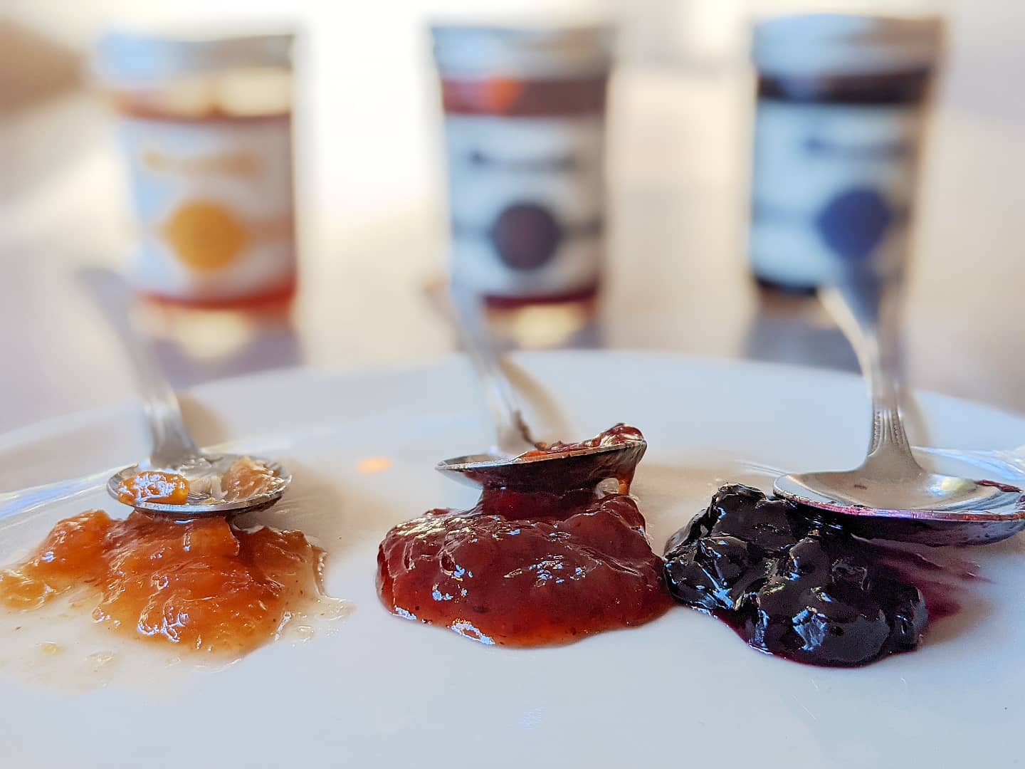 Monuts - Get Monuts Goodies Delivered